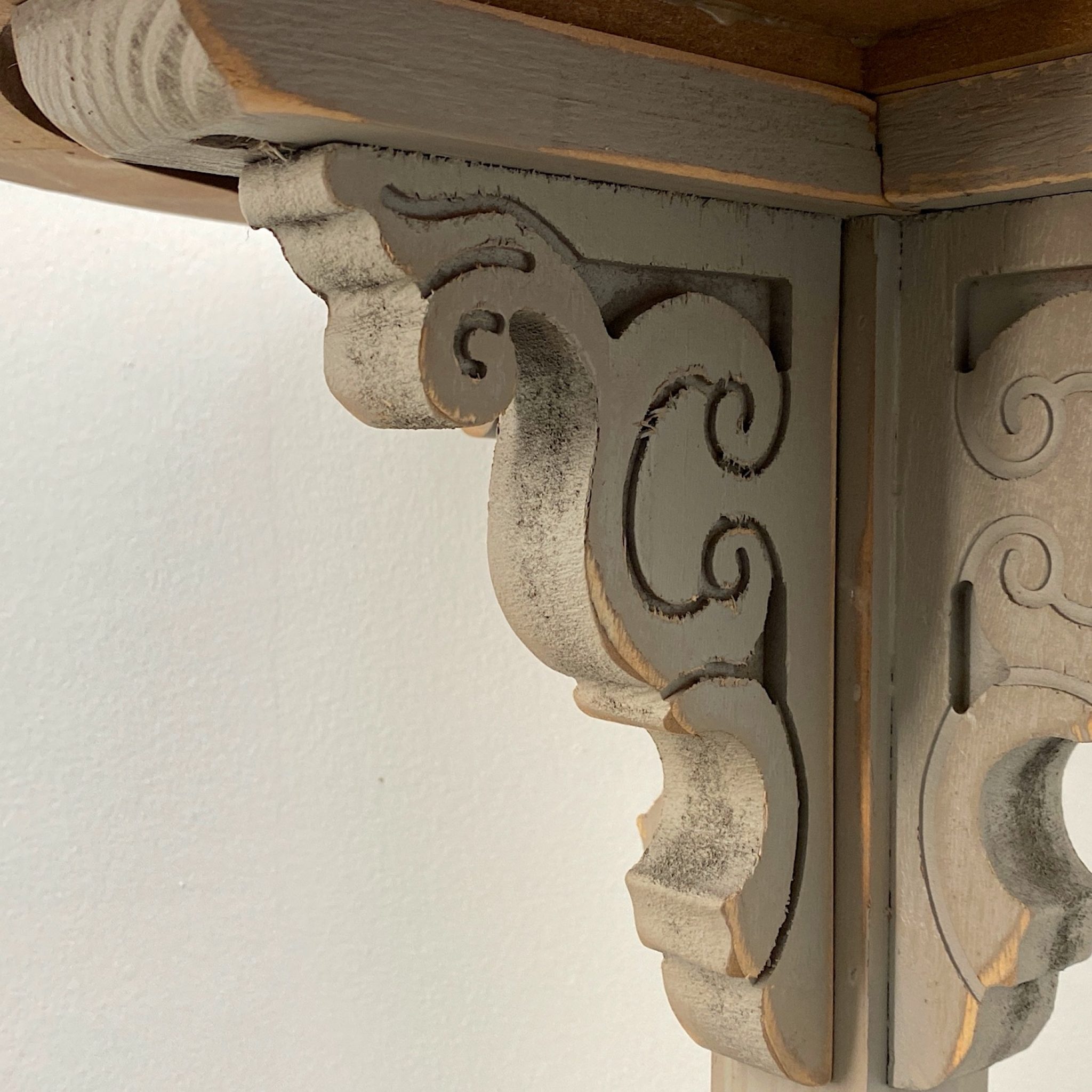 Country Blue Scrollwork End Table Vintage Aged Finish 23 Inches Tall ...