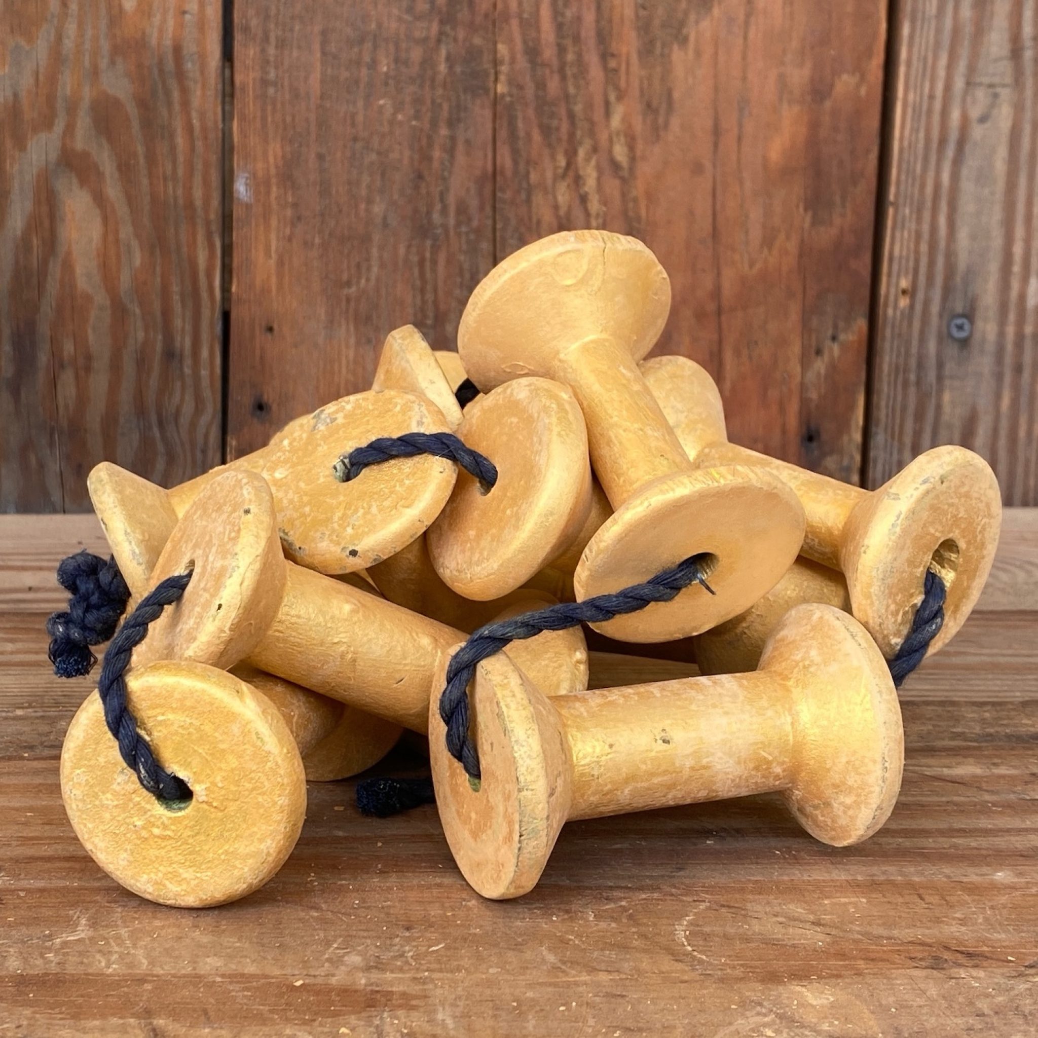 Vintage Bobbin Thread Spool Wood Medium | The Kings Bay