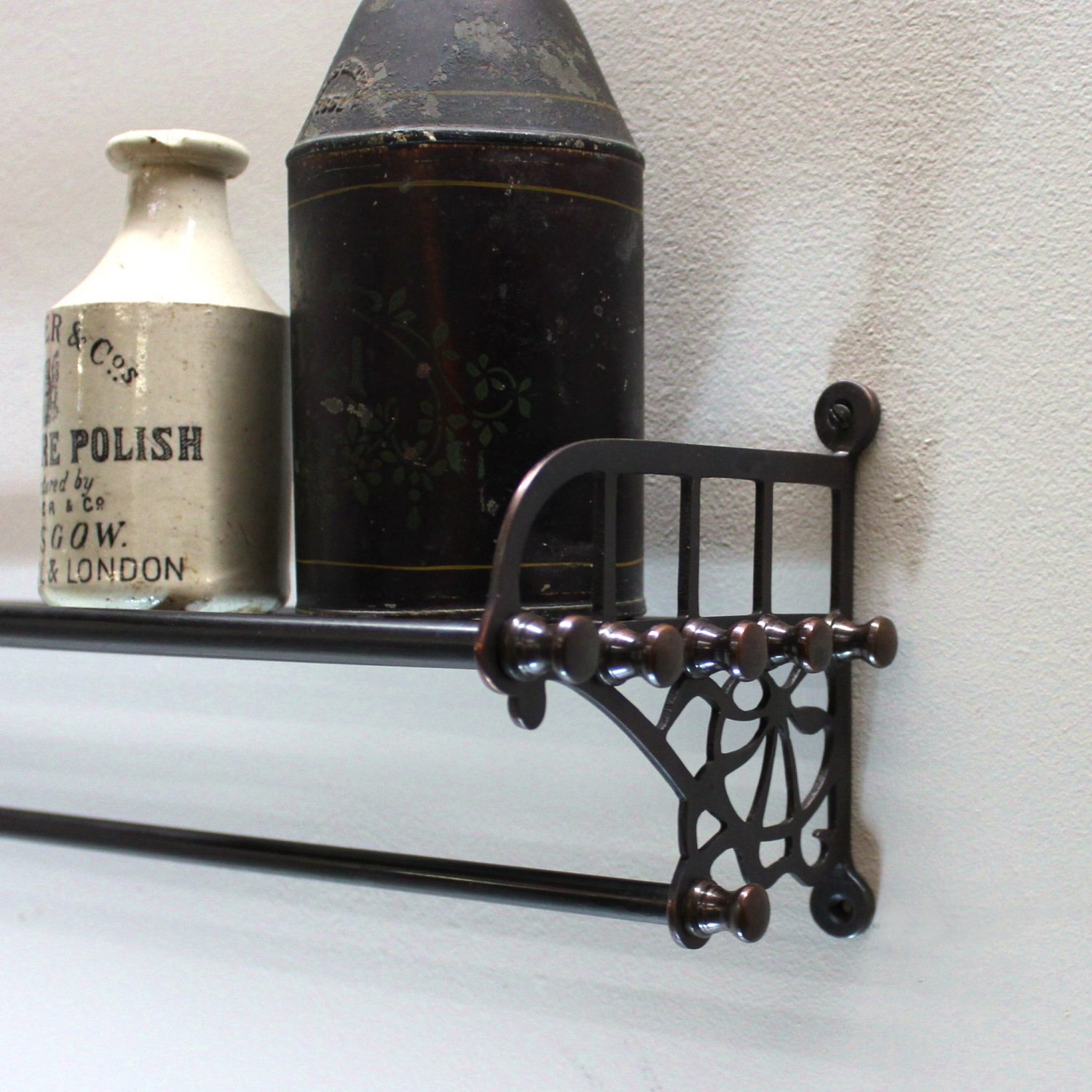 Bronze Train Luggage Rack Vintage Style Bathroom Hall Book Towel Shelf ...