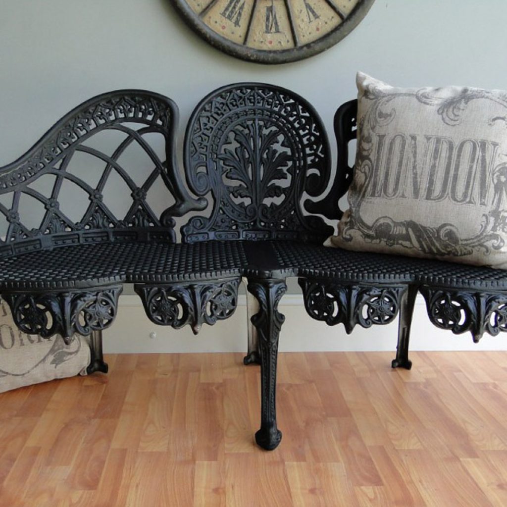 Pair of Non Rust English Garden Benches | The Kings Bay