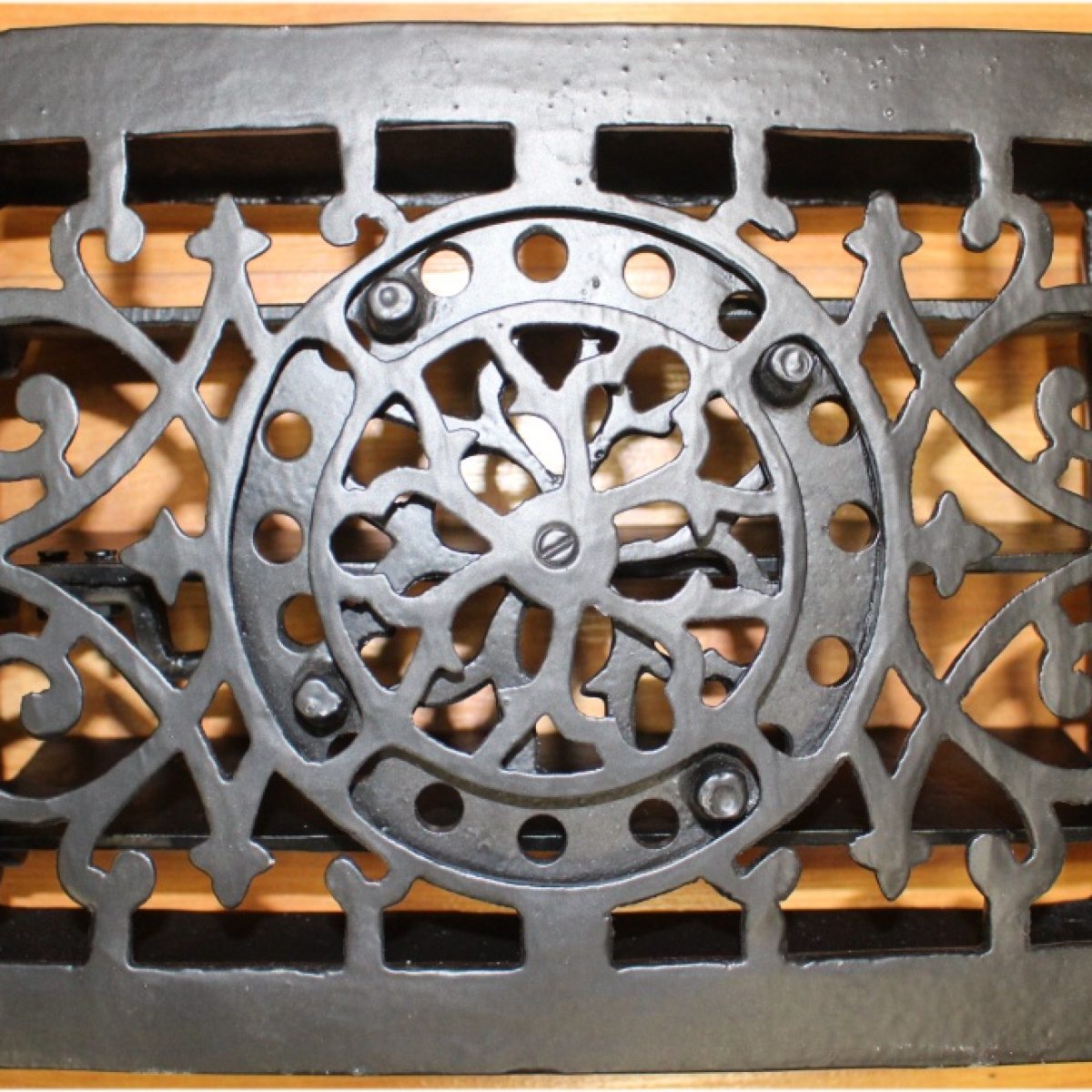 Rectangular Cast Iron Heat Register with Louvers 11 1/8 Inches by 7 1/8 ...