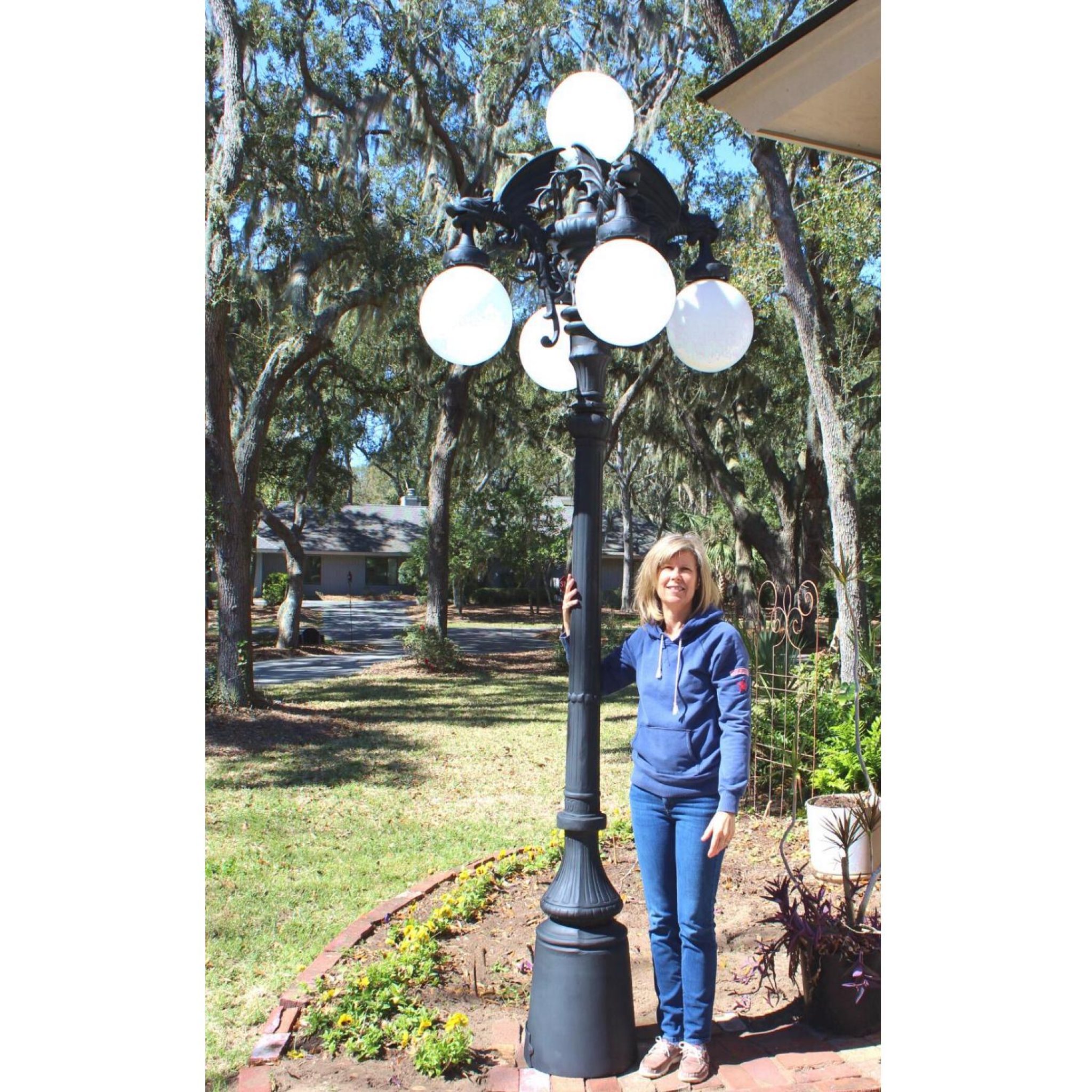 9.5 Ft 5 Arm Victorian Pole Light for Commercial or Residential Use ...